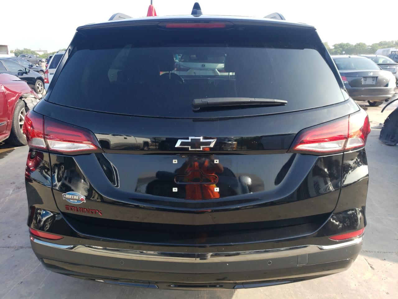 Damaged Chevrolet Equinox Car for sale and auction | 3GNAXNEG9PL219577